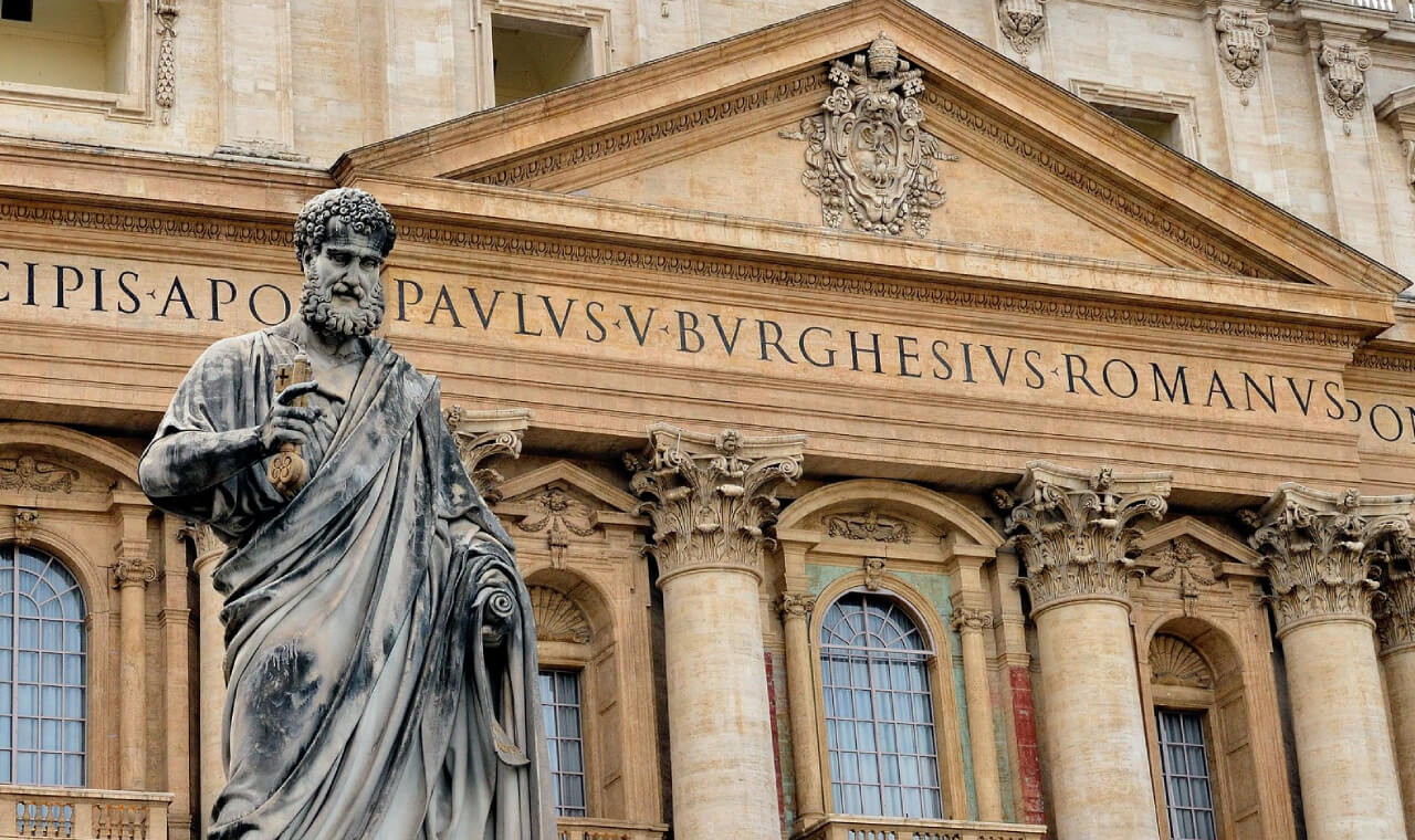 Teokratik Yönetim Nedir? Nasıl Olur? | Haliç Üniversitesi